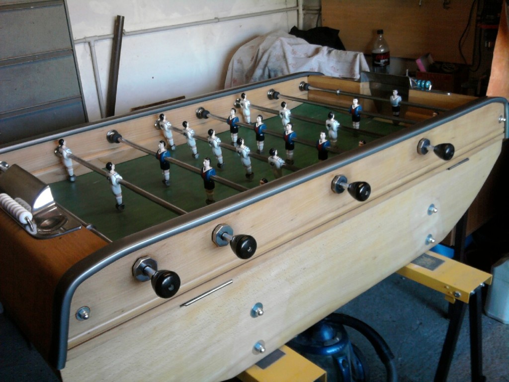 Babyfoot BONZINI B60 n°11536 année 1969 - Babyfoot-loaxe.fr