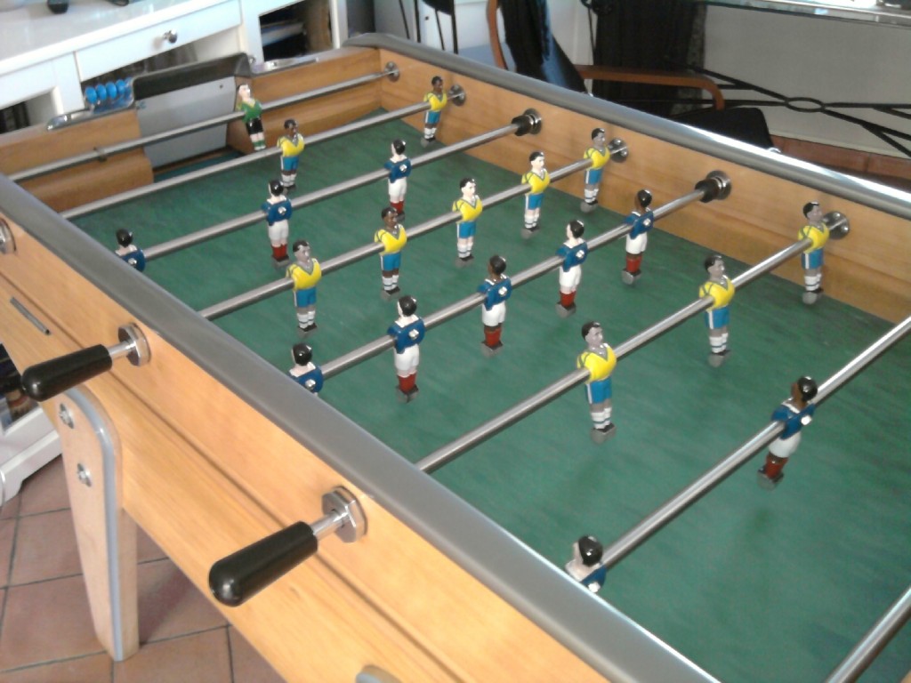 BONZINI B60 « France/Bresil 98 » n°89262 année 1993 - Babyfoot-loaxe.fr